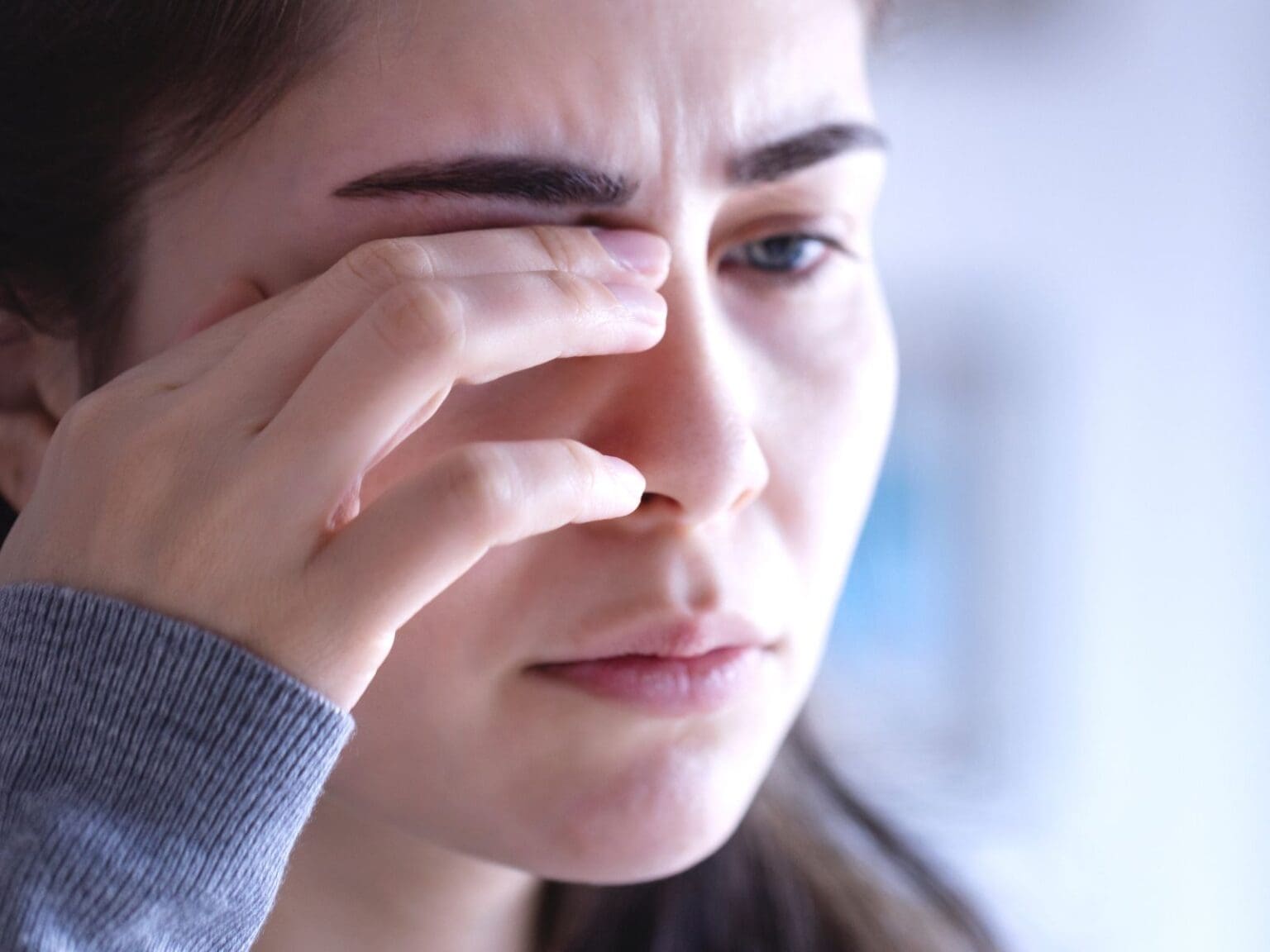 Glare & Halos After LASIK: What to Expect & How Long It Lasts